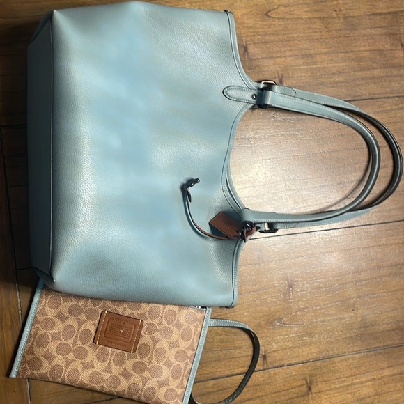 Coach | Bags | Coach Day Tote With Removable Pouch In Pewtersage ...